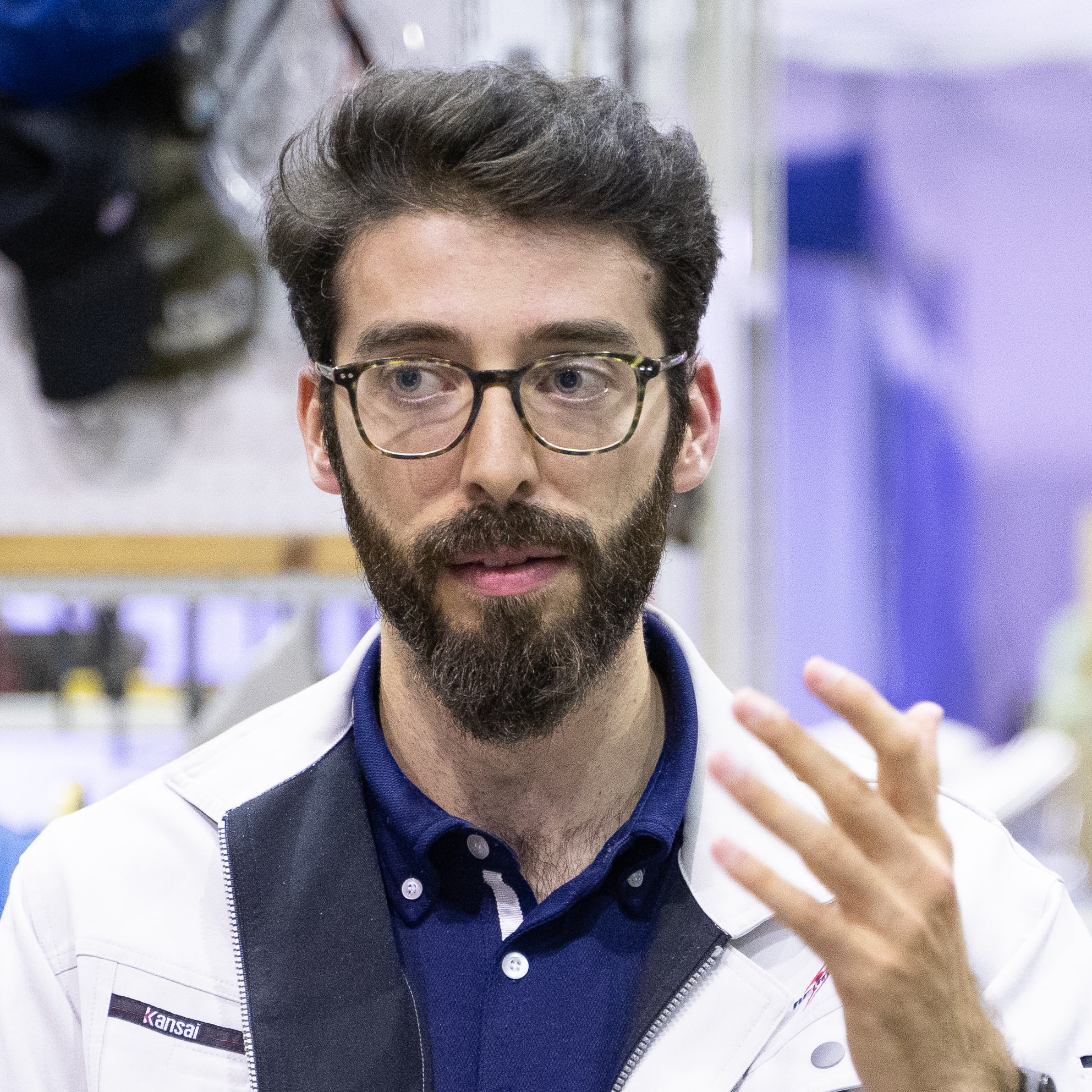 Foreign staff round-table talk「Why did you come to PD AeroSpace ...